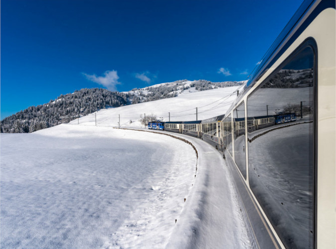 GoldenPass Express | Pakete