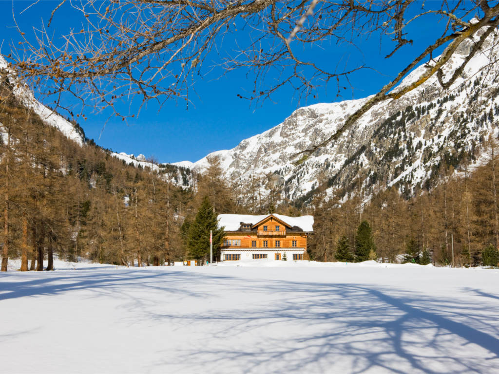 Gasthaus Spinas im Val Bevers | Schweiz