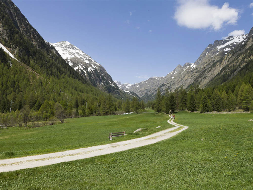 Urlaub im beschaulichen Bever im Engadin